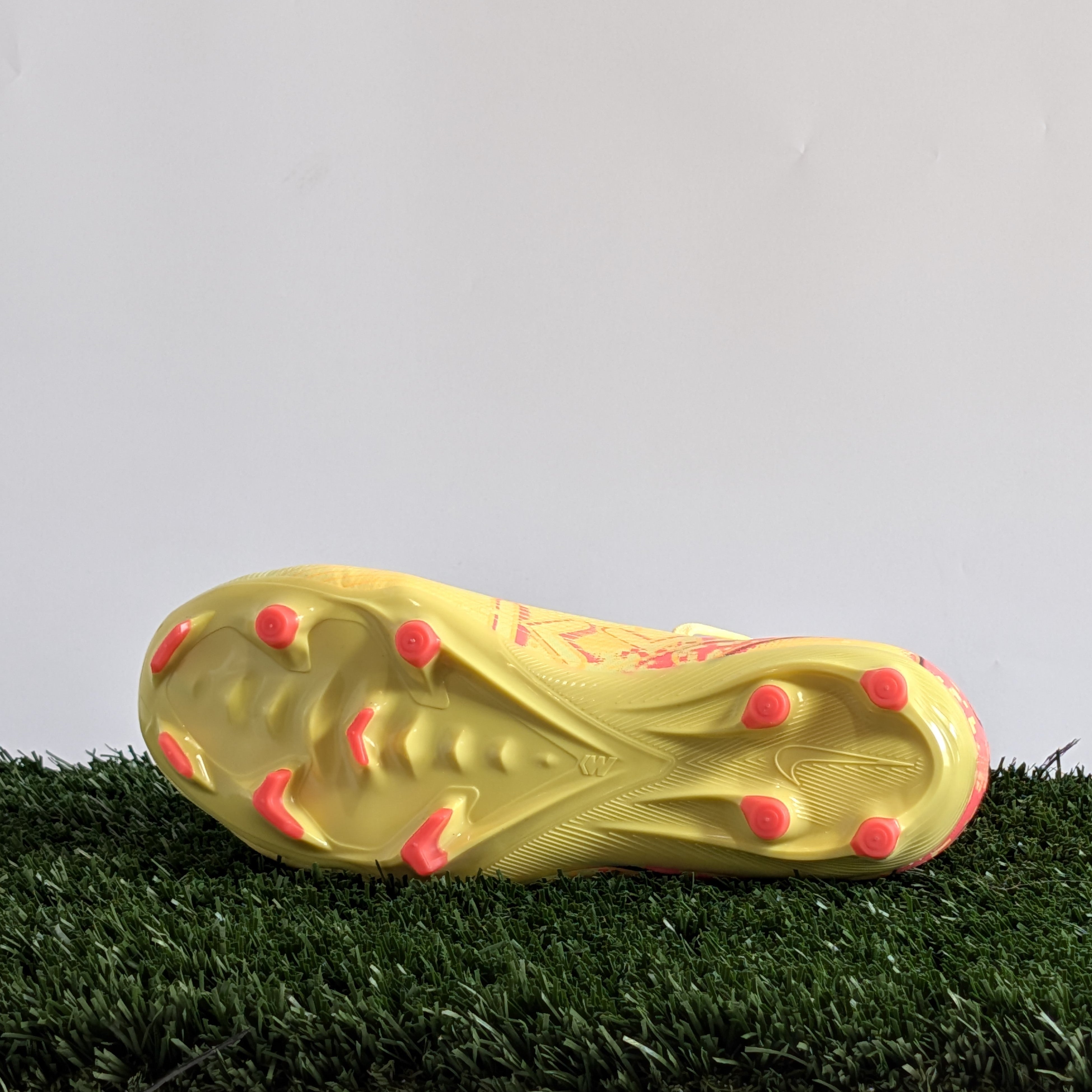 Nike Jr Zoom Vapor 16 Academy KM FG/MG - FQ8394-800 Nike Jr Zoom Vapor 16 Academy KM FG/MG - FQ8394-800